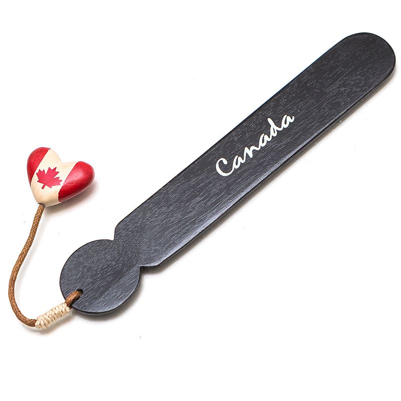 Canadian Wooden Bookmark with Heart Charm in Canada Flag Print – UCANADA